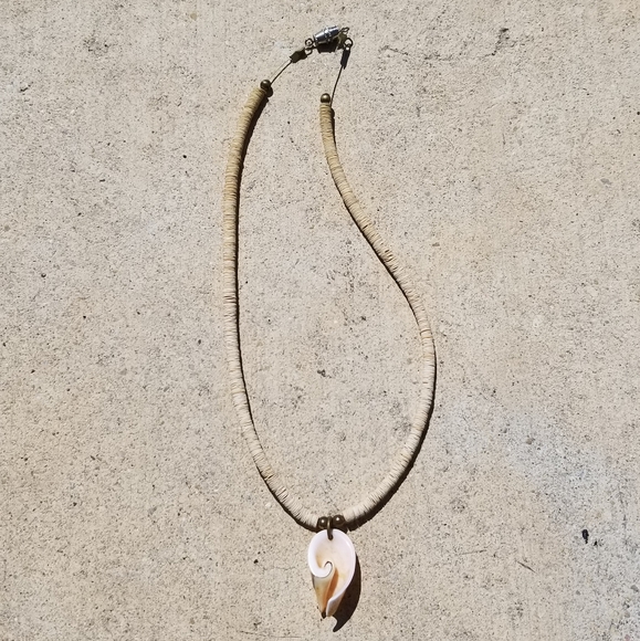 Jewelry | Vintage Cut Nassa Shell Choker | Poshmark